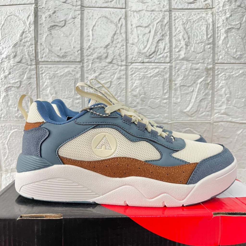 Jual 2 VARIASI WARNA SEPATU AIRWALK PRIA AIRWALK COBY BEIGE SNEAKER ...