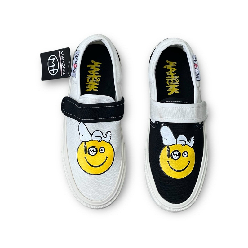 Jual SEPATU MAHONK - Slip on Velcro Motif Smile X Snopy ||Sepatu Ootd ...