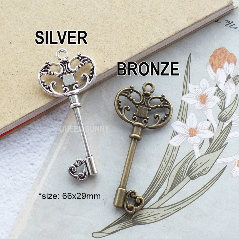 Jual Charm Kunci Mahkota Vintage Besar Crown Key Pendant Bandul Liontin ...