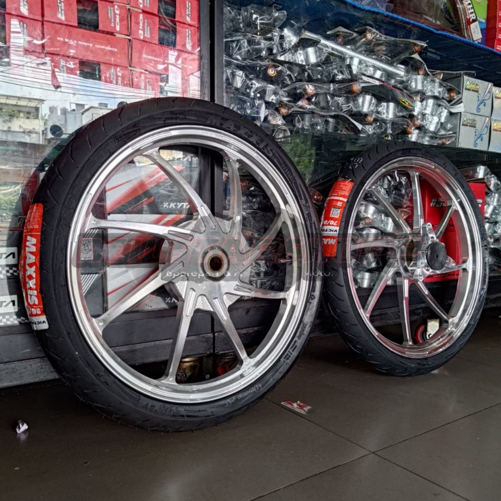Jual Paketan Velk Velg Velek Delkevic M8 DND Palang 8 ring 17 160 ...