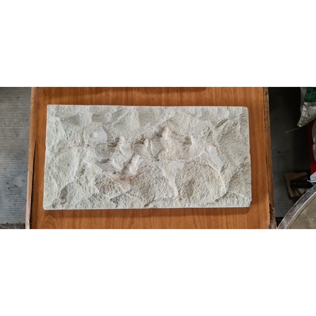 Jual Batu Alam Batu Limestone Permukaan Natuaral 01 | Shopee Indonesia