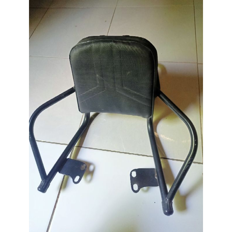 Jual SANDARAN SEPEDA MOTOR SCOOPY (BEKAS) | Shopee Indonesia