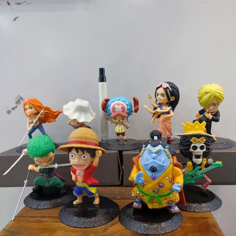 Jual mainan action figure one piece monkey d luffy, nami, zoro sanji ...