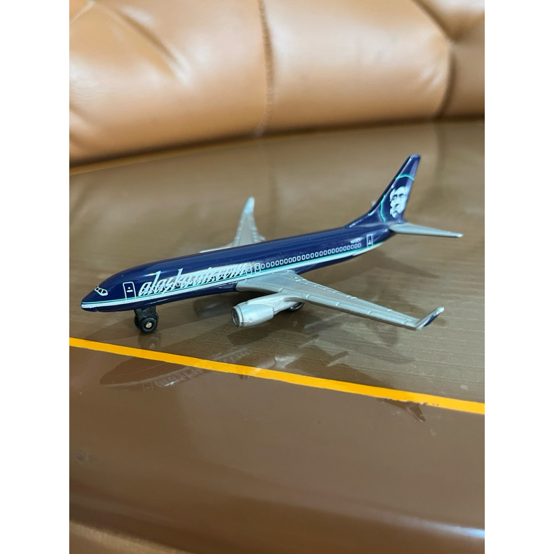 Jual Matchbox Sky Busters Boeing 737-800 Alaska Air | Shopee Indonesia