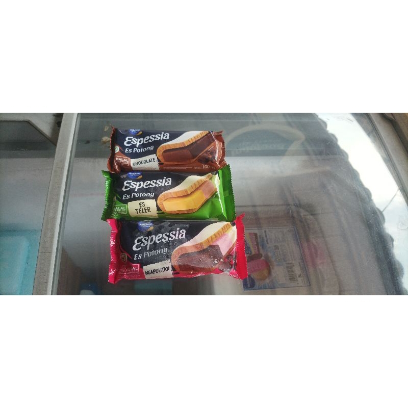 Jual Espessia Es potong mix 3 rasa dalam 1 karton isi 20pcs | Shopee ...
