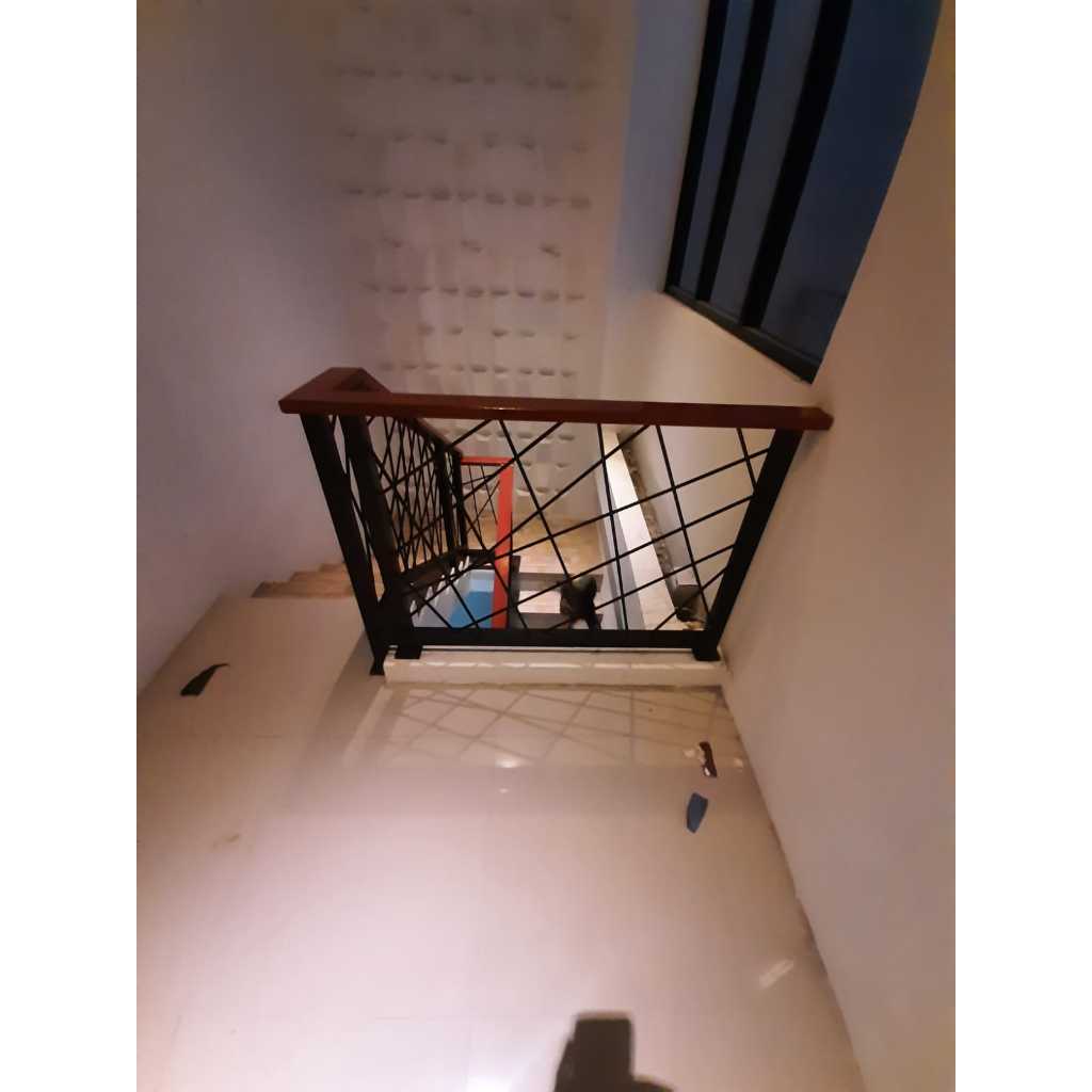 Jual Railing tangga motif minimalis dan handrail conwood free survey ...