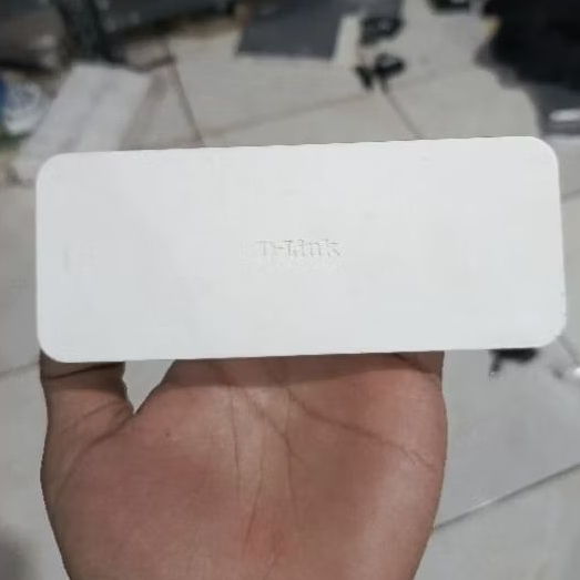 Jual switch hub 8 port merk D-Link normal unit saja | Shopee Indonesia