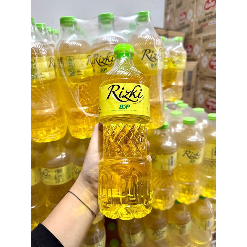 Jual (1 KRAT) RIZKI MINYAK GORENG BOTOL 800 ML ISI 12 PCS | Shopee Indonesia