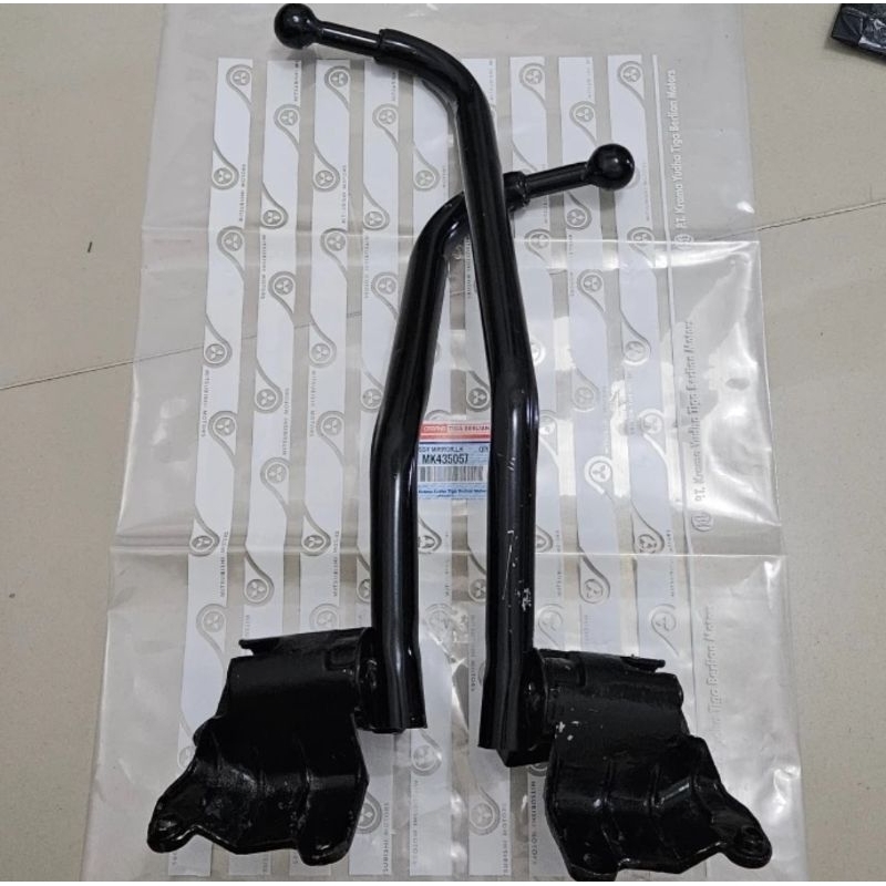 Jual Gagang Spion Colt Diesel Canter Kiri Kanan MK435057 (1 set ...