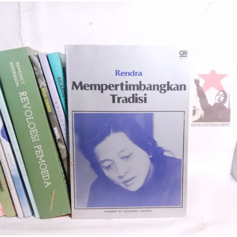 Jual W.S. Rendra Disebabkan Oleh Angin / Mempertimbangkan Tradisi ...