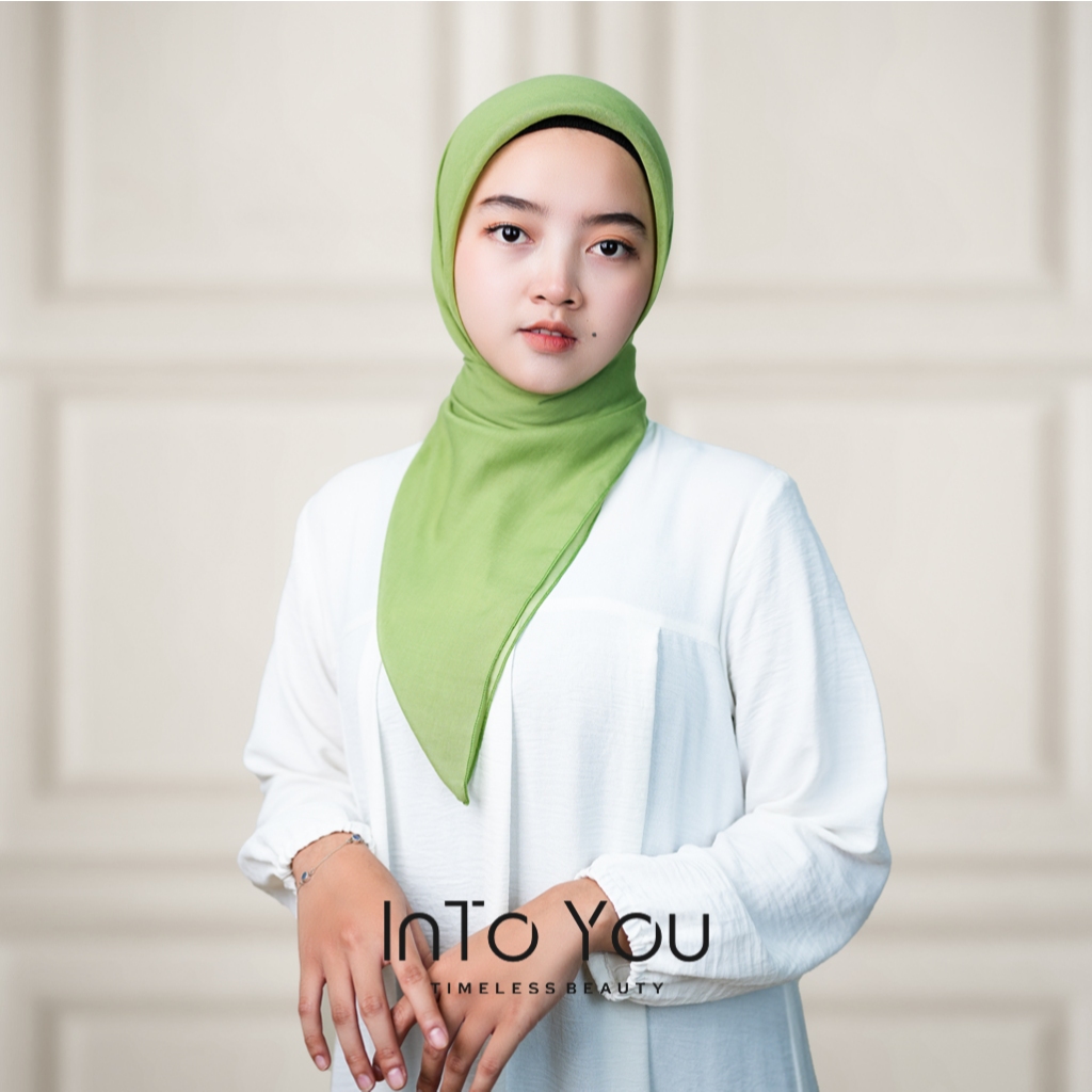 Jual InTo You - Konya Paris Basic Square (Hijab Segiempat Paris Basic InTo You) | Shopee Indonesia