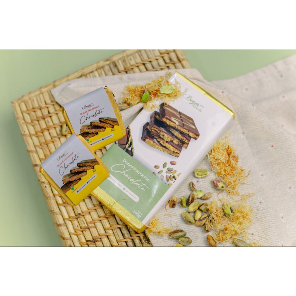 Jual Bogor Raincake - Dubai Pistachio Chocolate Large + Free Dubai ...