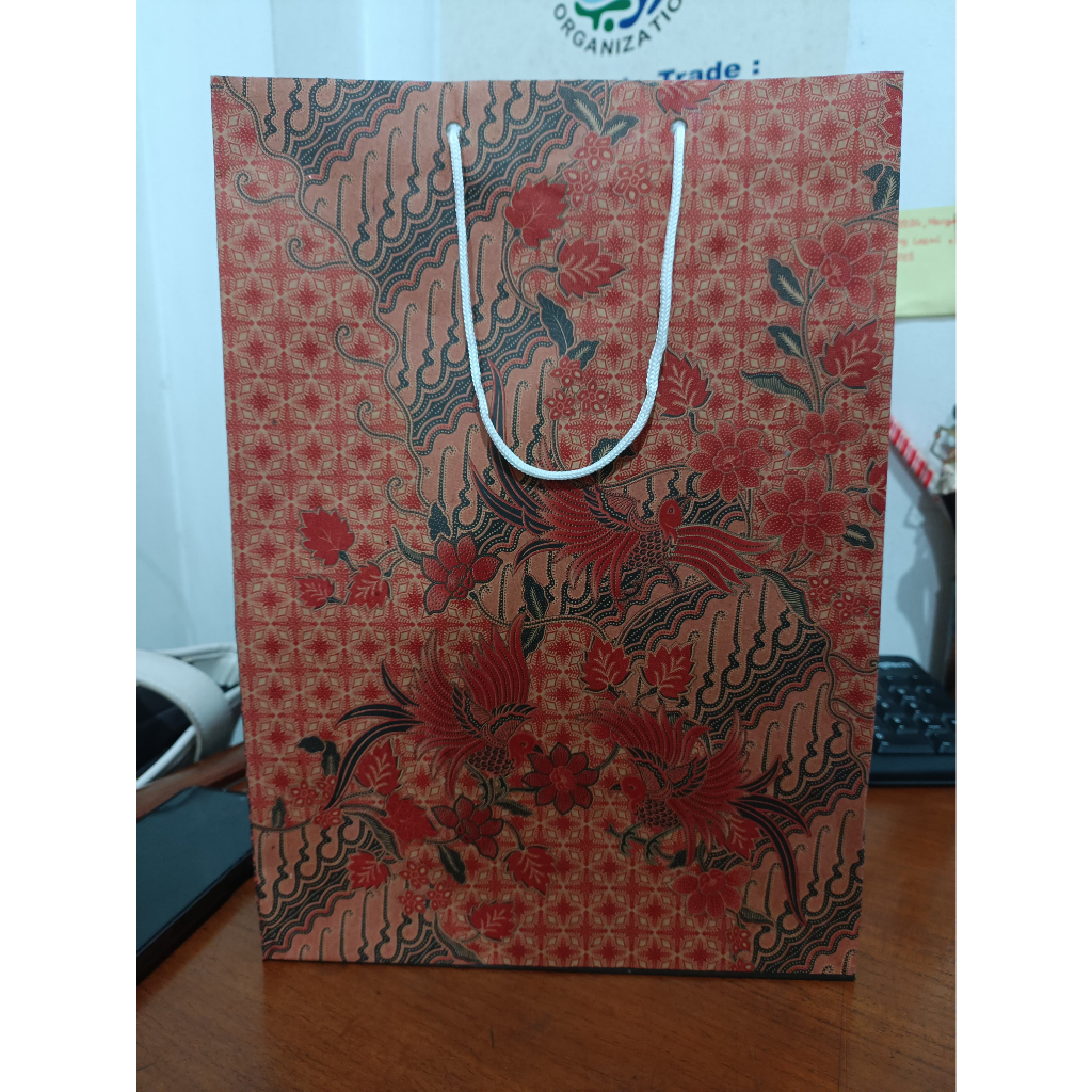 Jual Paperbag batik (tas kertas) | Shopee Indonesia