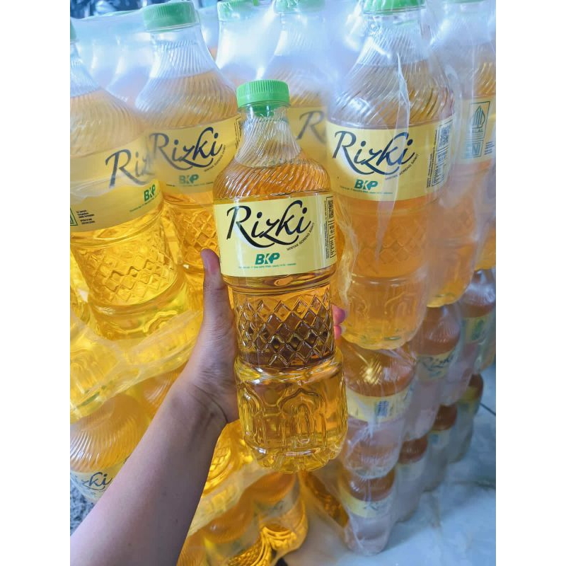 Jual MINYAK RIZKI / MINYAK GORENG KEMASAN BOTOL 900ML - 800ML | Shopee ...