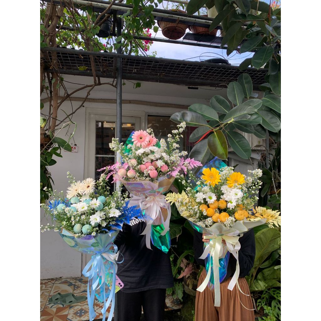 Jual Aafreeda - Fresh Flower Bouquet. Buket bunga segar untuk wisuda ...