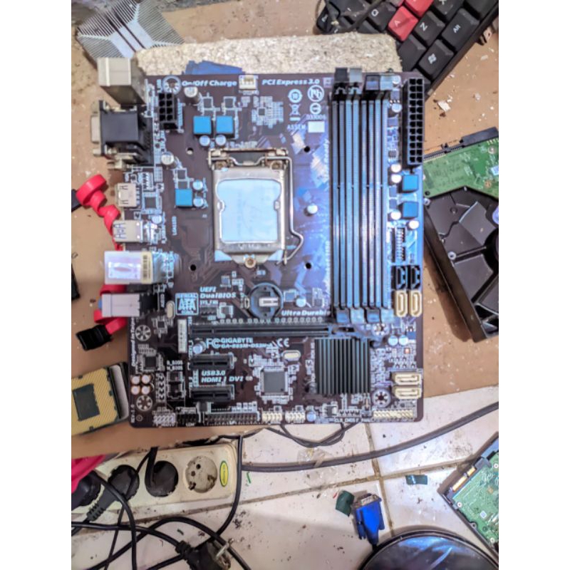 Jual Mobo Gigabyte B85 Soket Ram 4 Shopee Indonesia