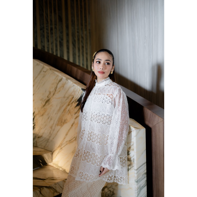 Jual Gwen outer AND Raya Collections by Angelndevilshop | Shopee Indonesia