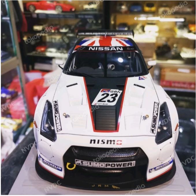 Jual 1/18 Nissan GTR R35 FIA GT1 "Sumo Power" no.23 By Autoart Diecast ...