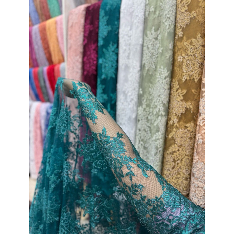 Jual KAIN KEBAYA BROKAT METALIC VELVET CEPLOK//KAIN KEBAYA METALIC ...