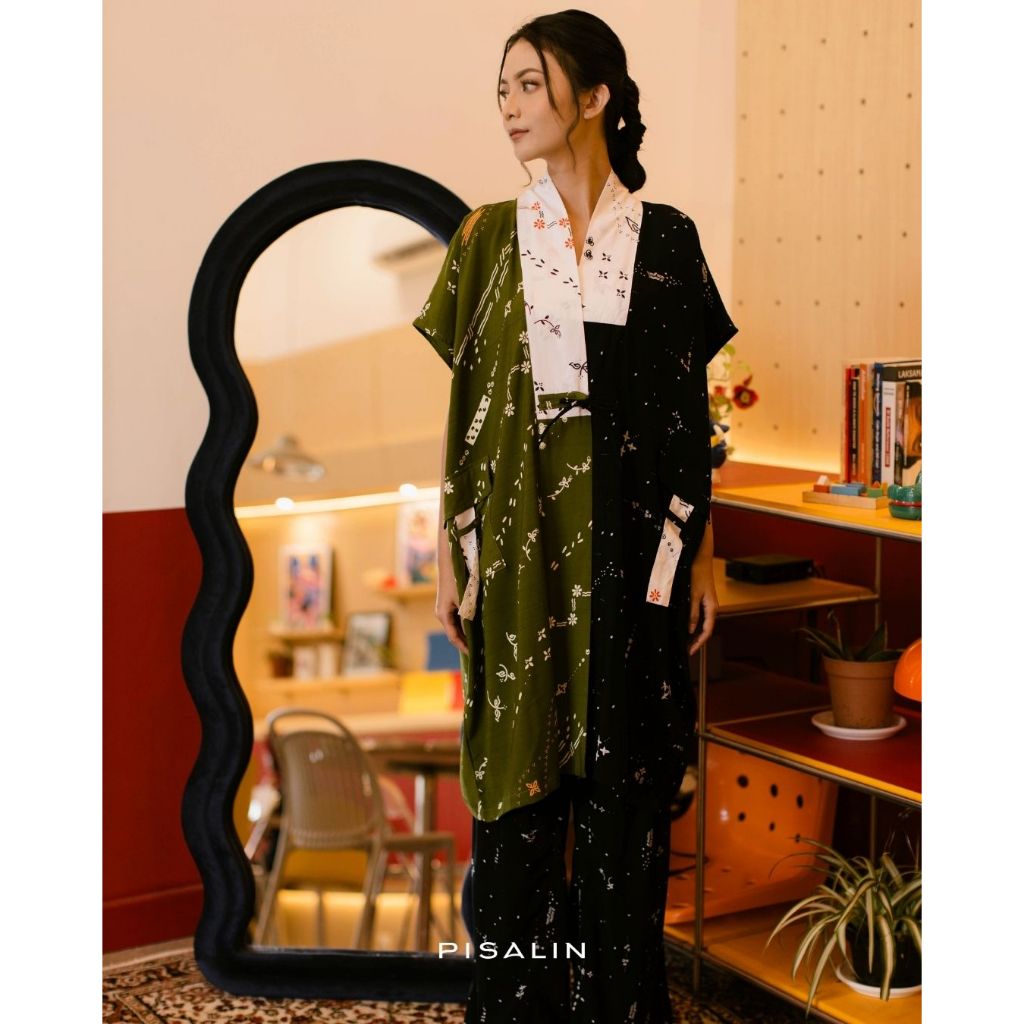 Jual Outer Oversize Batik | Outer Rene Pisalin | Kelana Kala Sore ...