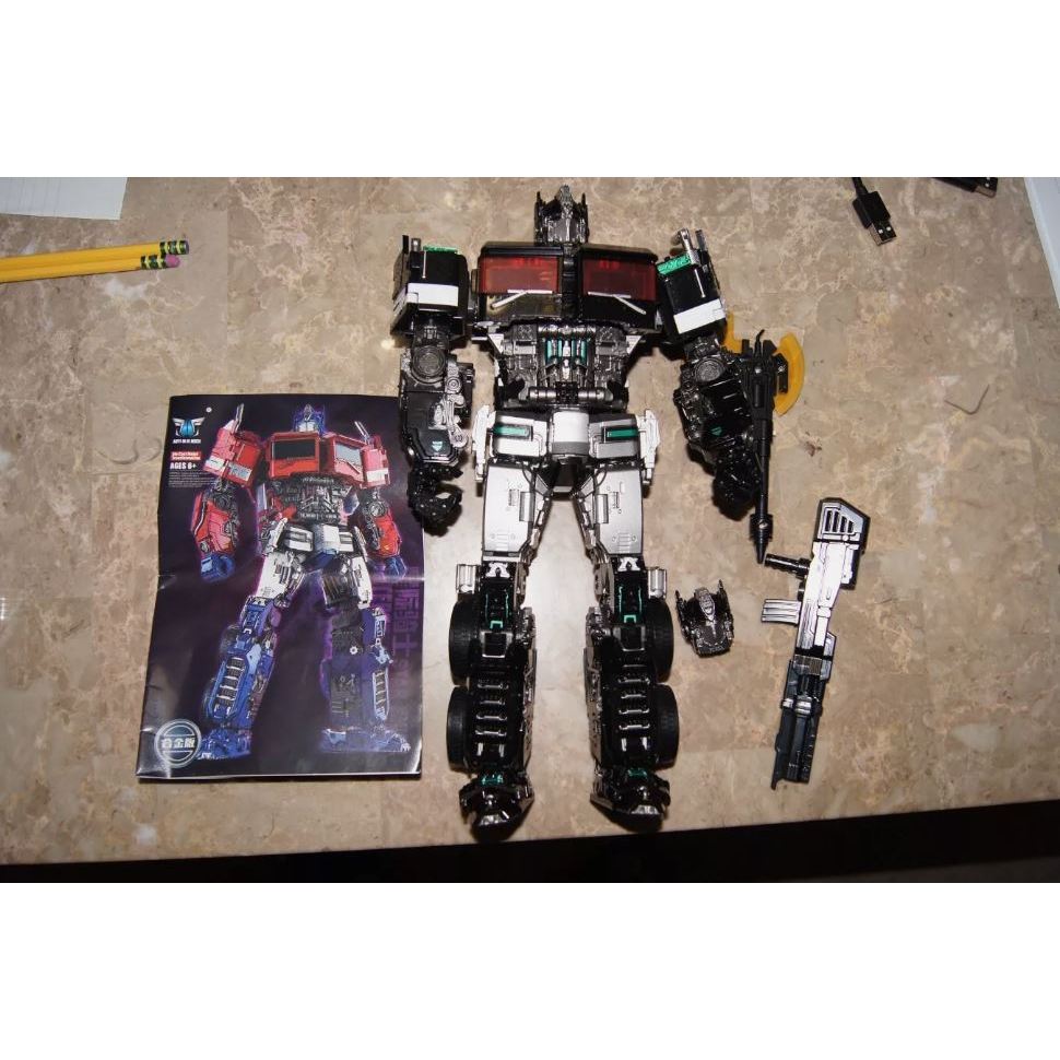 Jual LS-13B AOYI - BMB Transformers Optimus Bumblebee Dark Knight ...