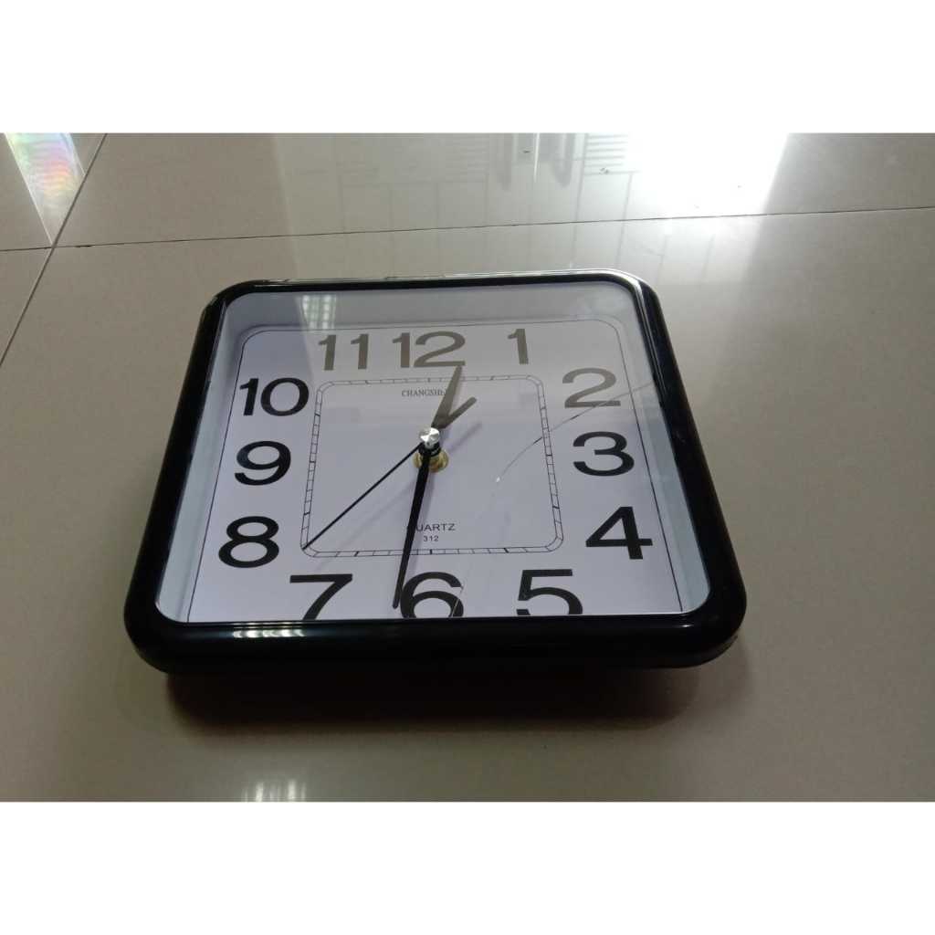 Jual 【HARGA MURAH】Jam dinding persegi 20CM M58 / Jam dinding aesthetic ...