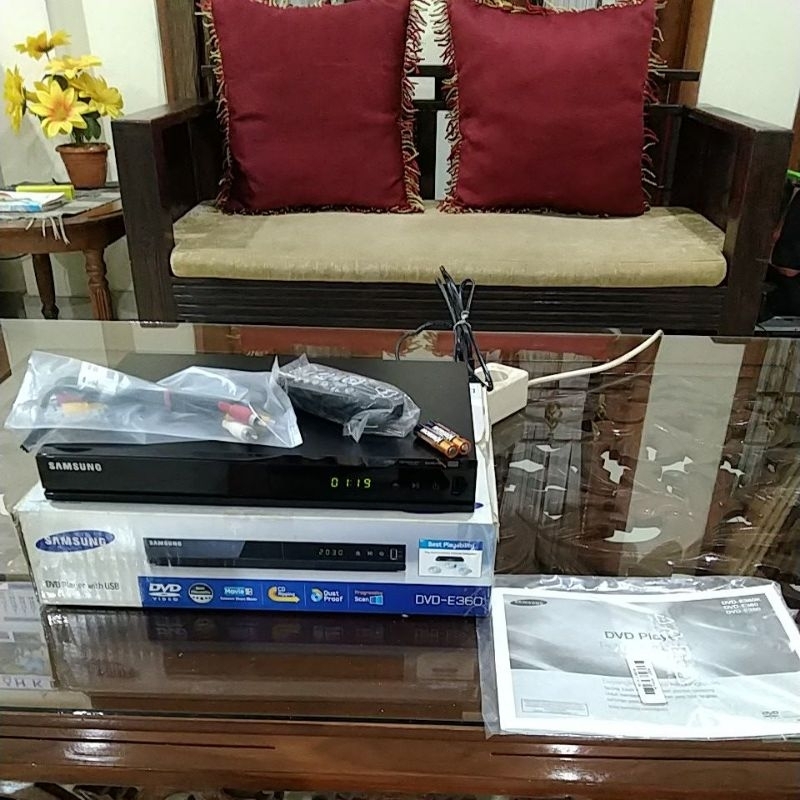 Jual Digital Video Disc (DVD Player) Samsung DVD-E360 Original, barang seperti baru, lengkap ...