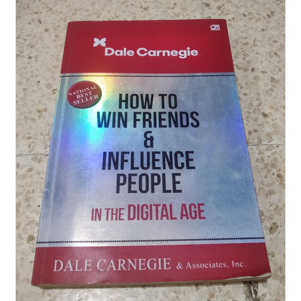 Jual buku HOW TO WIN FRIENDS & INFLUENCE PEOPLE "IN THE DIGITAL ACE". Bahasa Indonesia | Shopee ...