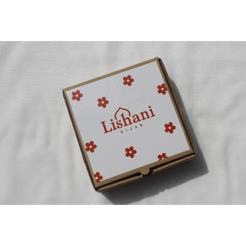 Jual Lishani Hijab Box Hampers 16 x 16 cm | Shopee Indonesia
