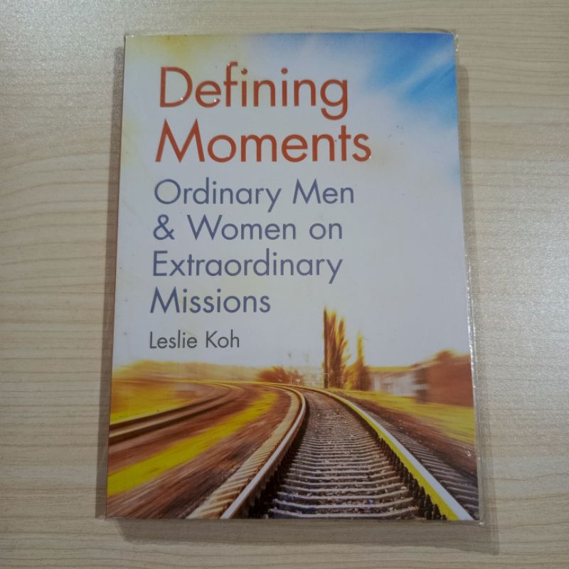Jual Defining Moments: Ordinary Men & Women on Extraordinary Missions ...