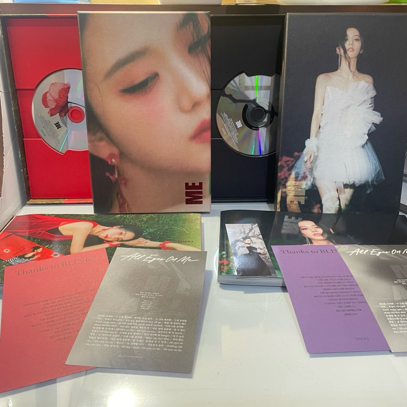 Jual [Sharing] Jisoo Album ME Black and Red Version official photobook ...