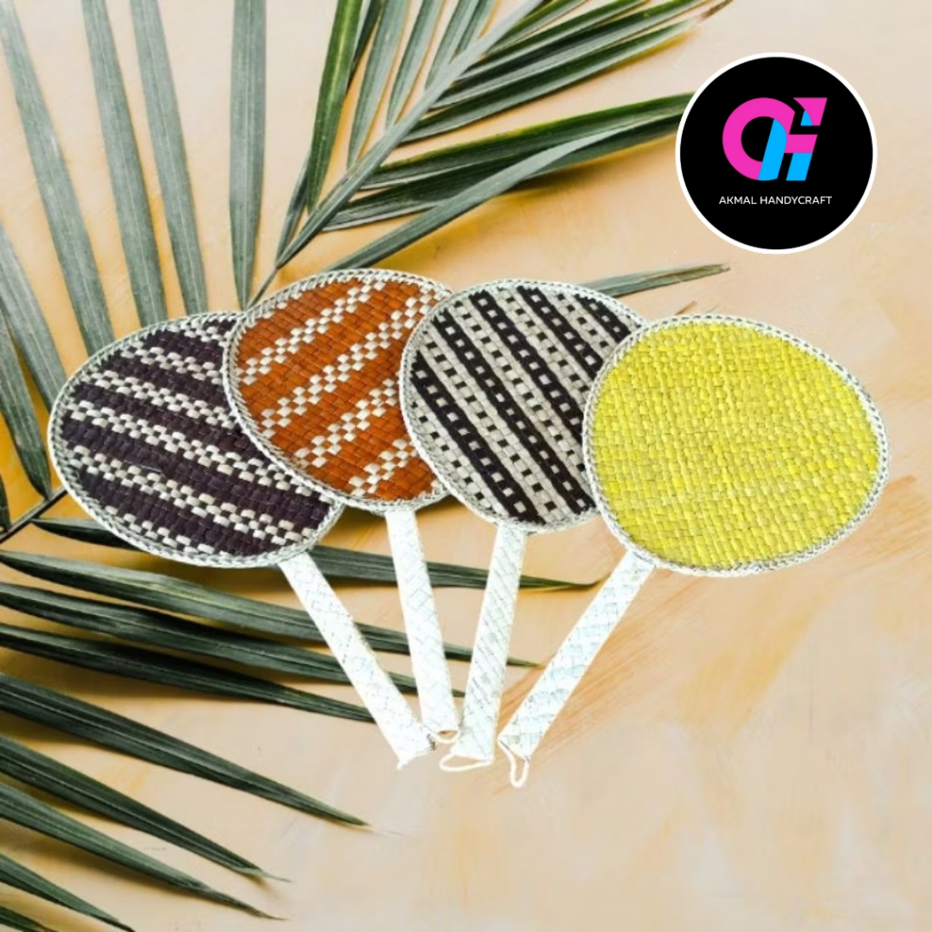 Jual Akmal Handycraft Kipas Tangan Tradisional Bahan Ayaman Daun Pandan ...