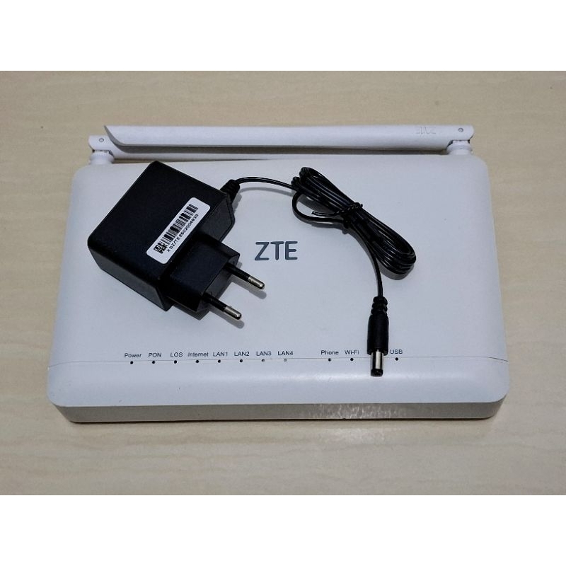 Jual ZTE F670L/F679L PORT HIJAU + ADAPTOR | Shopee Indonesia