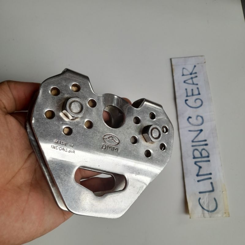 Jual PULLEY TANDEM SPEED DMM LOKAL UNTUK FLYING FOX DAN RESCUE Bukan ...