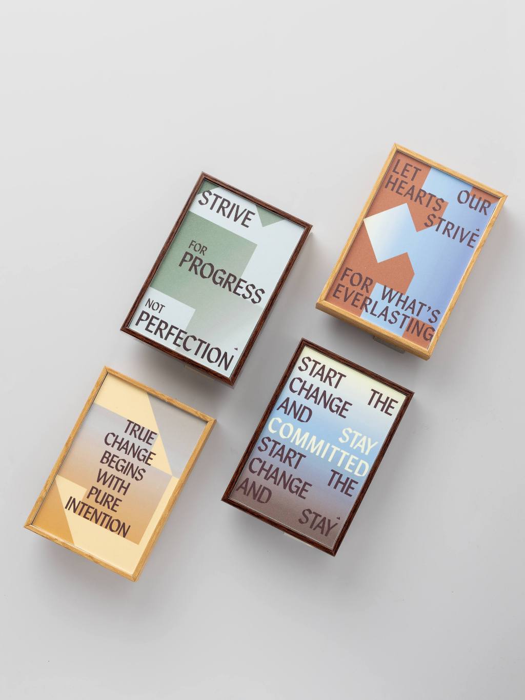 Jual New Mini Poster A6 - Poster Meja | Shopee Indonesia