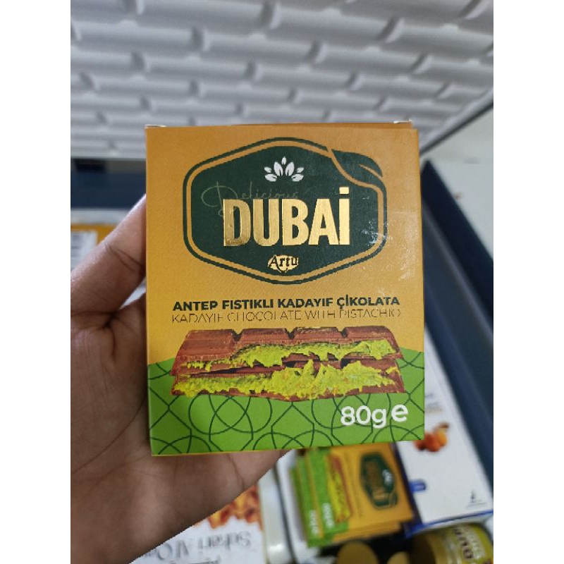 Jual Coklat Dubai Crispy Pistachio Kunafa ARTU 80g Viral Lebih Enak Dari Baklava | Shopee Indonesia