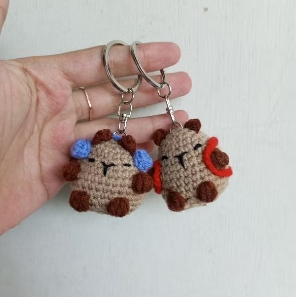 Jual Gantungan Kunci Rajut Capibara #keychaincapibara | Shopee Indonesia