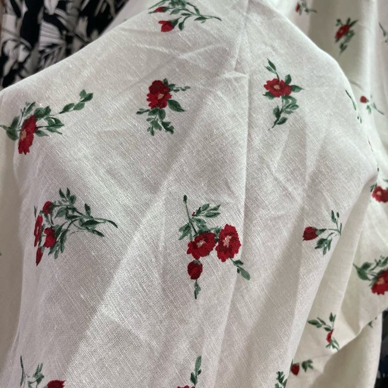 Jual kain katun linen - kain katun linen motif bunga impor - kain katun ...