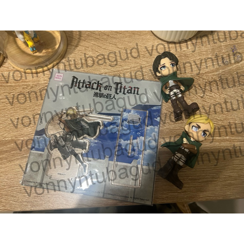 Jual attack on Titan aeon mall standee acrylic Armin arlert Levi ...