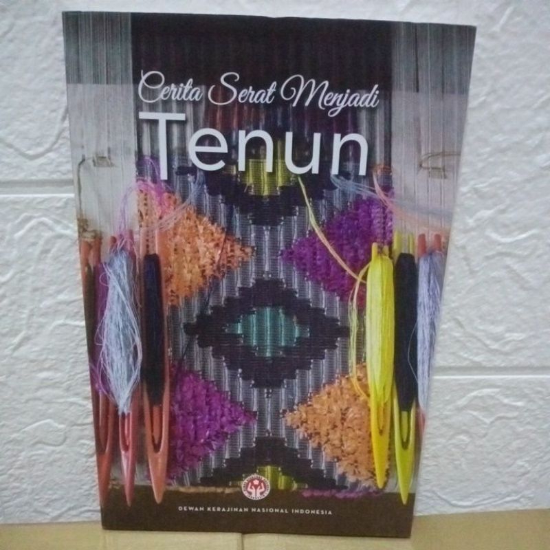 Jual Buku Original Cerita Serat menjadi Tenun | Shopee Indonesia