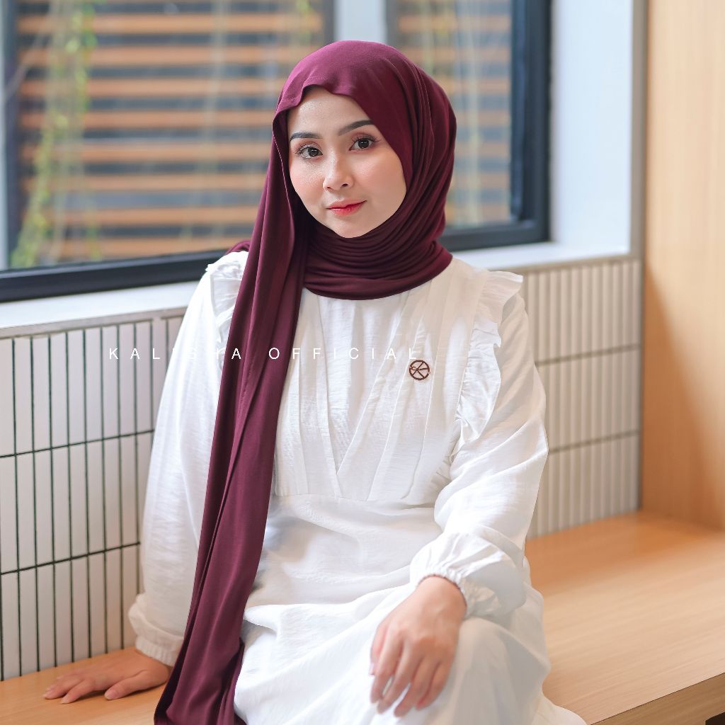 Jual KALISHA X MIMA - Pashmina Kaos Rayon Hijab Pashmina Rayon Spandex ...