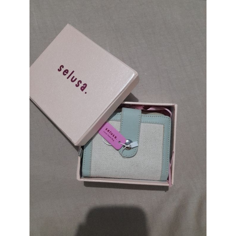 Jual DOMPET SOFTGREEN NEW SELUSA | Shopee Indonesia
