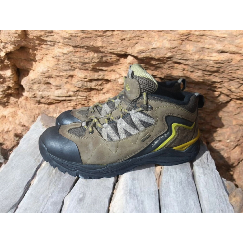 Jual Campline Sepatu Outdoor 2nd Size 42.5 Insol 27 Cm | Shopee Indonesia