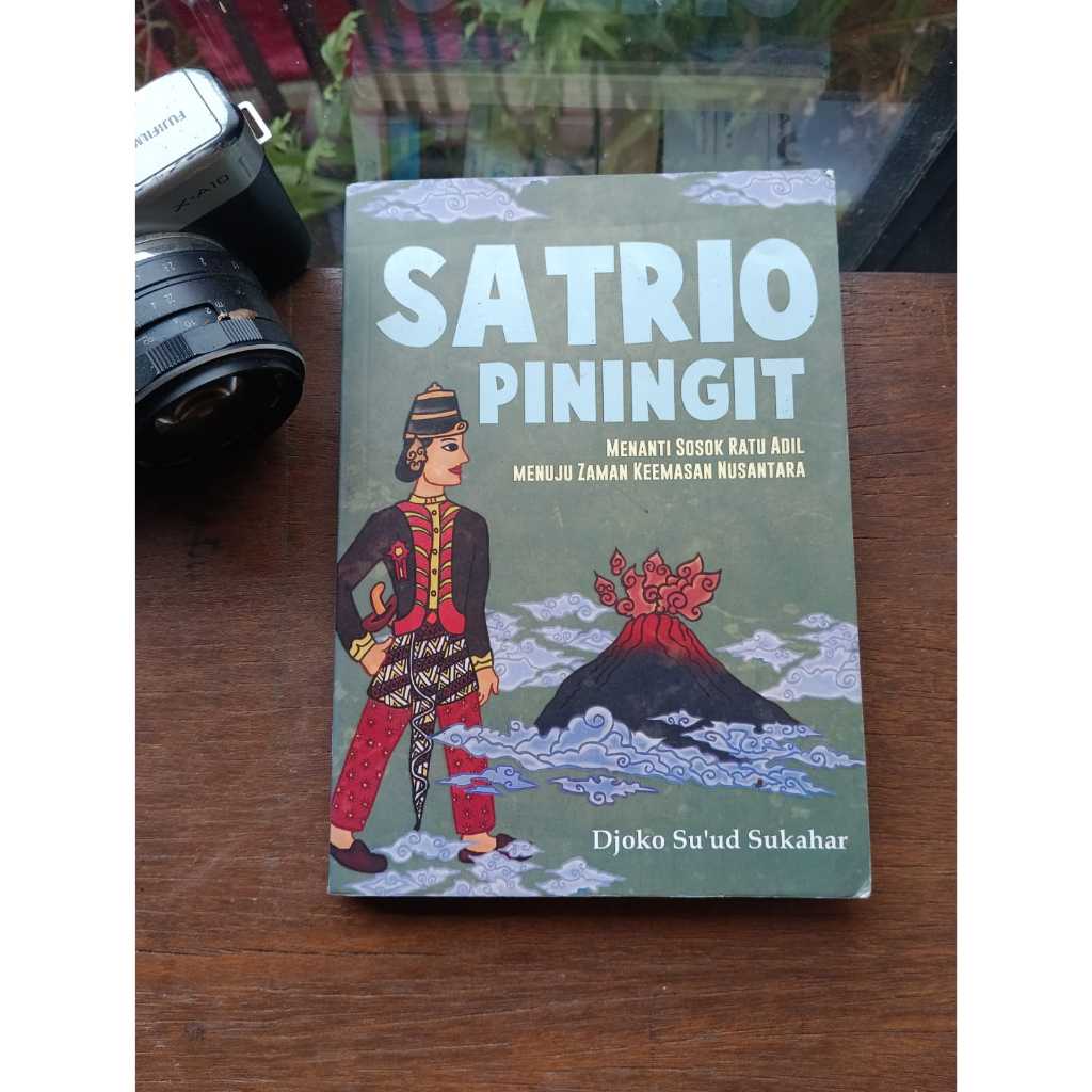Jual SATRIO PININGIT Menanti Sosok Adil Menuju Zaman Keemasan Nusantara ...