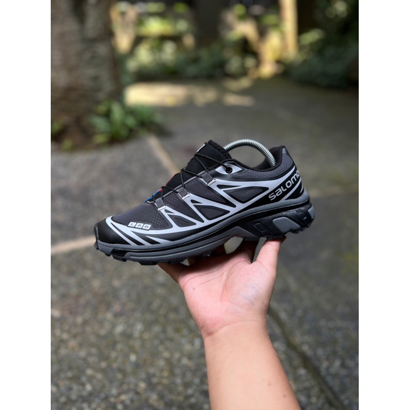 Jual sepatu gunung / outdoor salomon | Shopee Indonesia