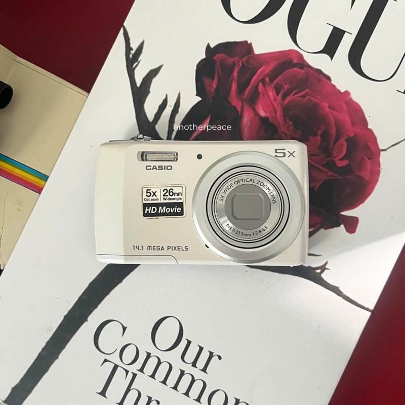 Jual Digicam Kamera Pocket Casio QV R200 | Shopee Indonesia