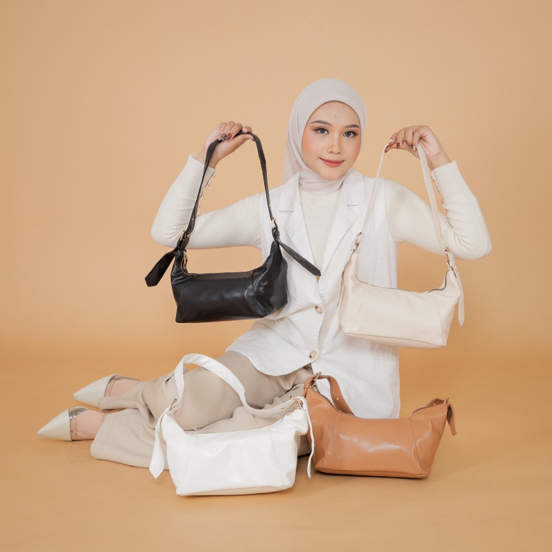 Jual [Kirana Bag] Tas Wanita Lucu & Murah Maghi.id | Totebag & Tas Bahu ...