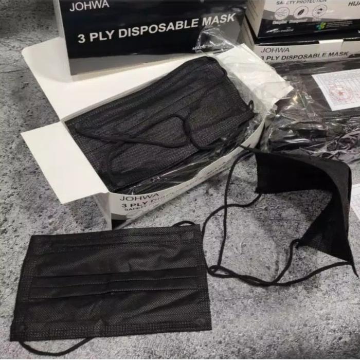 Jual (1 PACK) MASKER MEDIS HITAM HIJAB DAN NON HIJAB 3 PLY | Shopee ...
