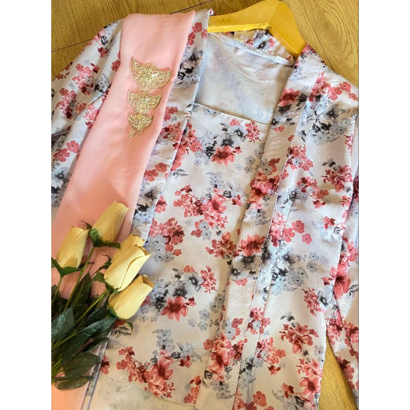 Jual KEBAYA KUTUBARU MODERN BUNGA JADUL ABU SALEM ASHANTY BARU | Shopee ...