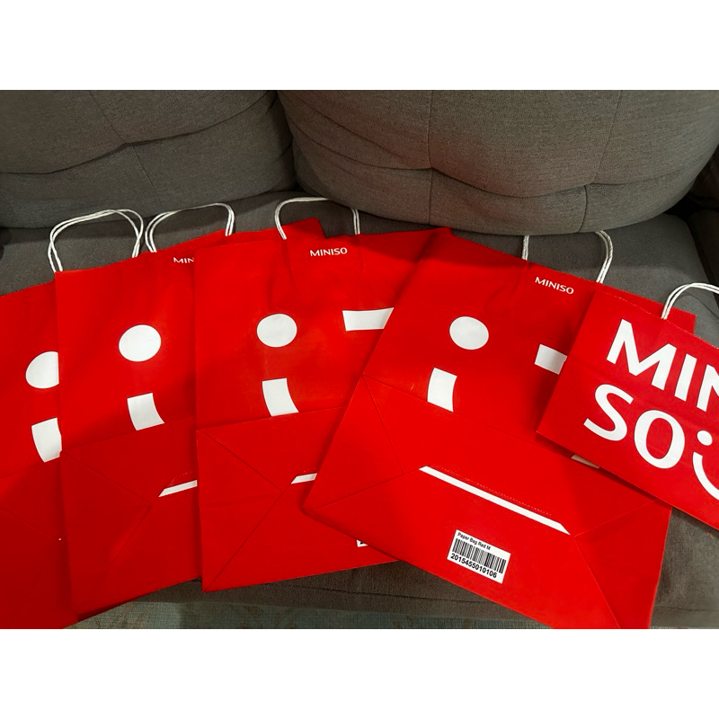 Jual paper bag miniso ori ( baru) | Shopee Indonesia